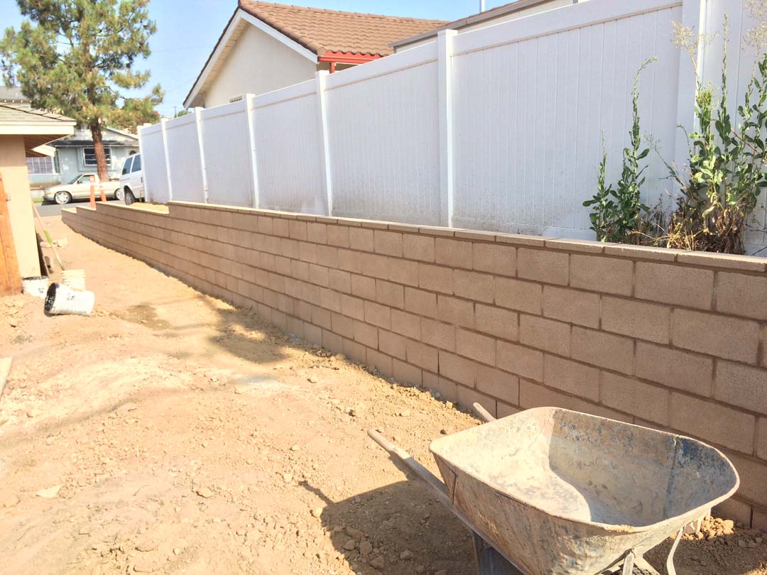 cmu-block-walls-contractor-masonry-concrete-stone-block-pavers ...