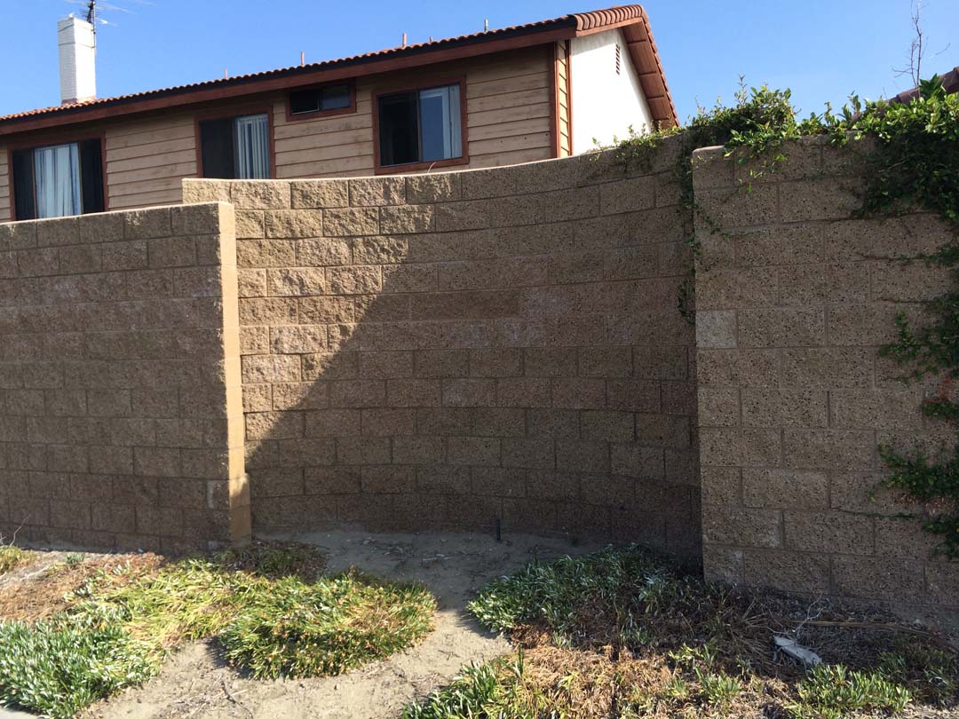 cmu-block-walls-contractor-masonry-concrete-stone-block-pavers ...